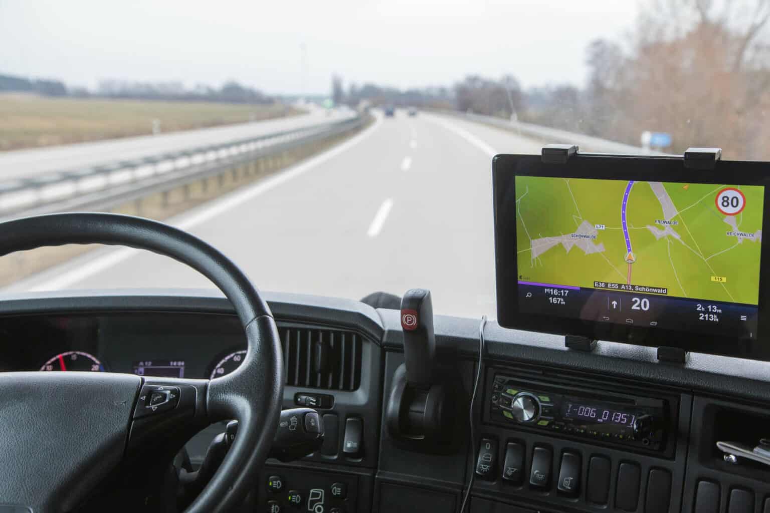 32 Best Fleet Management Software (2024 Guide) (January 2024)